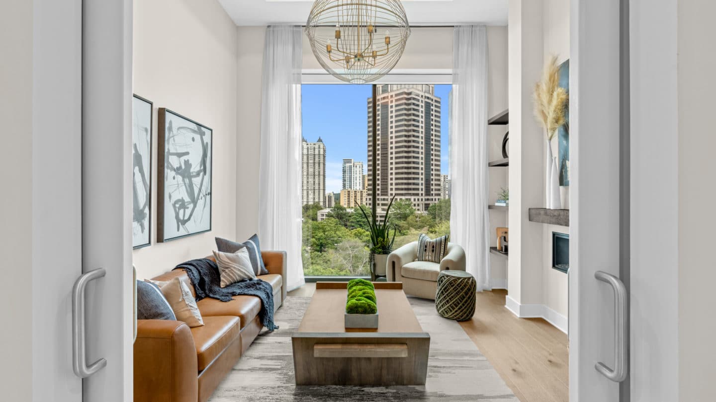 Lantern House - 608 | The LX Collection