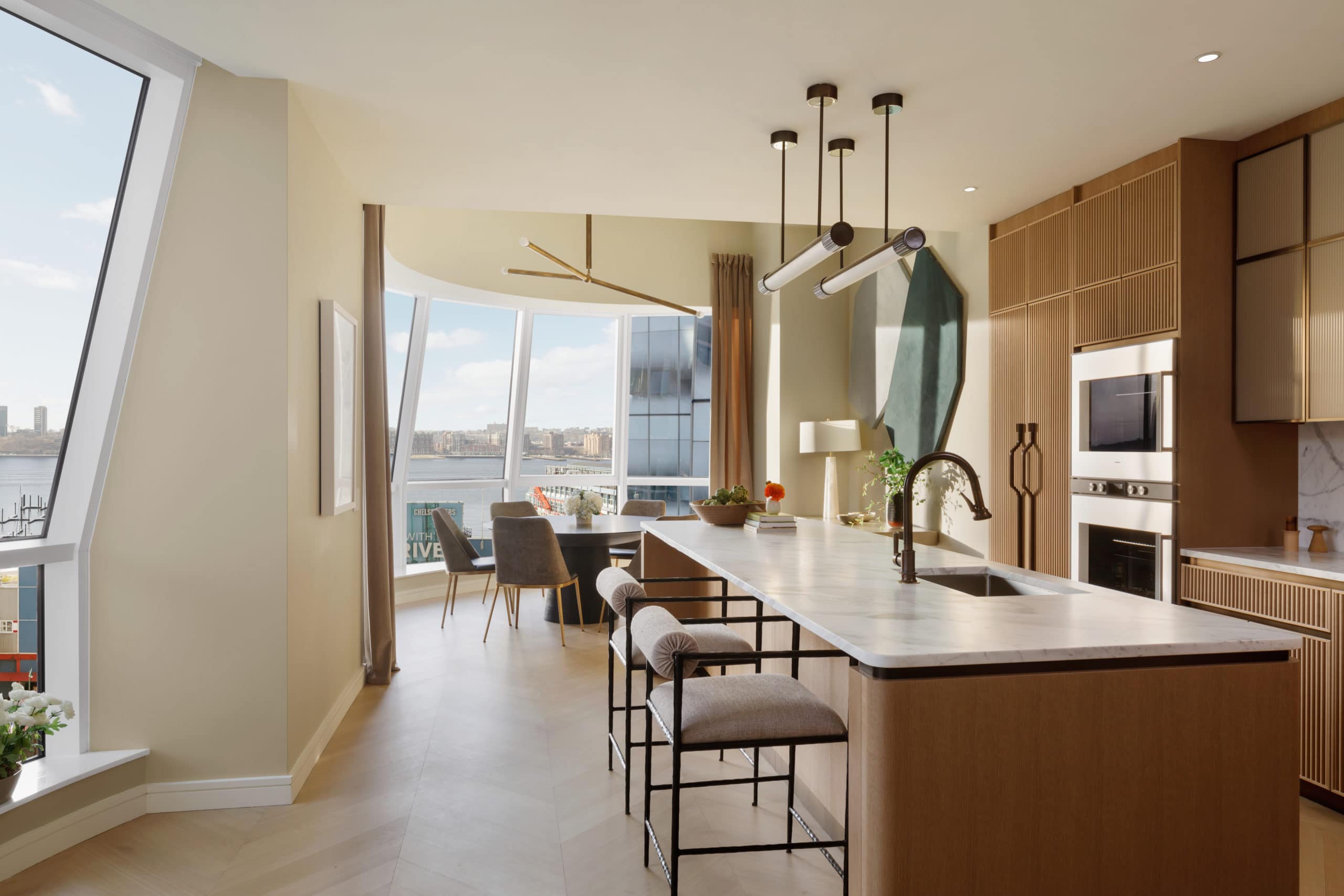 Lantern House - 608 | The LX Collection