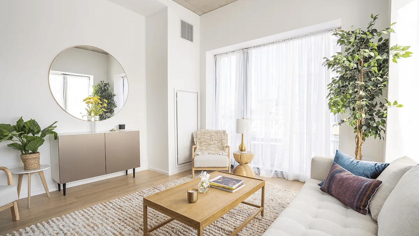 98 Front, 7C | The LX Collection